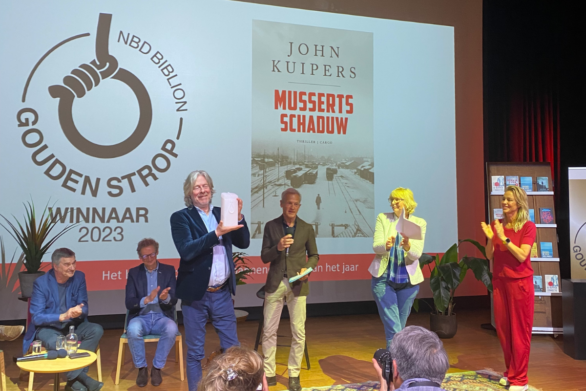 John Kuipers wint Gouden Strop met 'Musserts schaduw' - Cargo